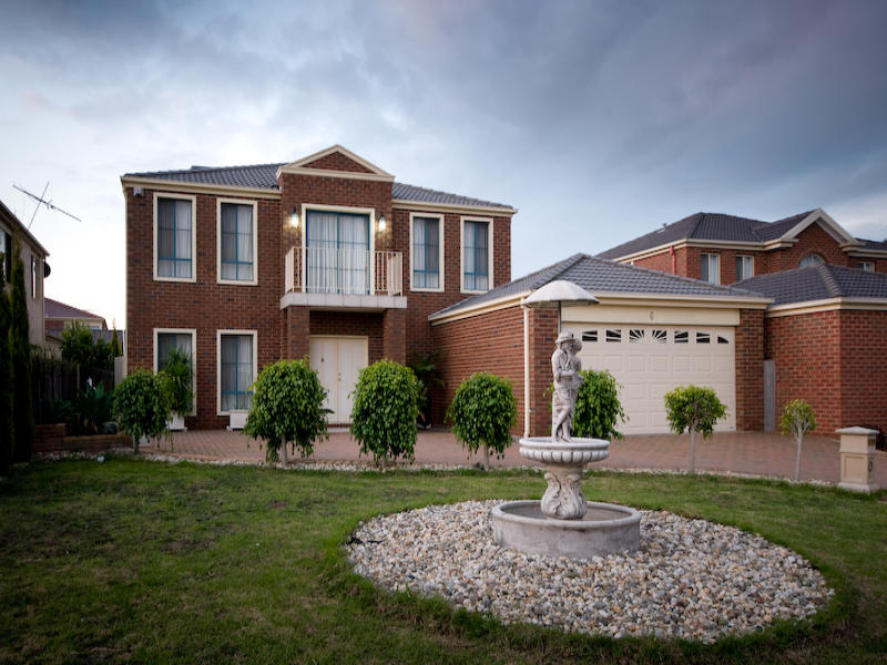 6 Taplin Way, Roxburgh Park, VIC 3064 - realestate.com.au