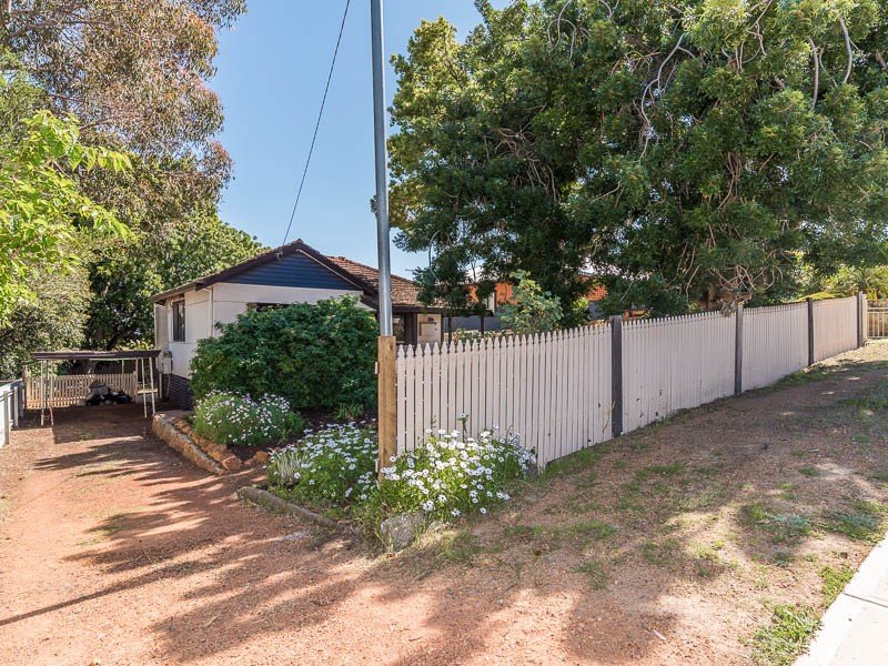 28 Stuart Street, Greenmount, WA 6056 - Property Details