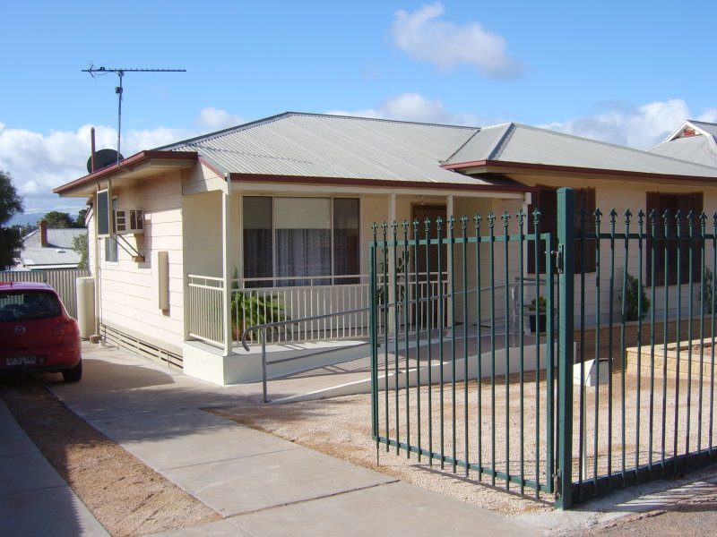 25 Victoria Parade, Port Augusta, SA 5700 - realestate.com.au