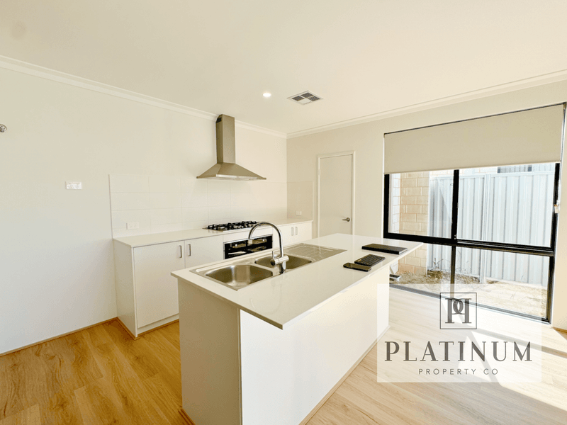 39 Lake Street, Rockingham, WA 6168 - realestate.com.au