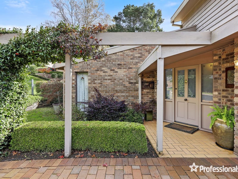 6 Napier Court, Armidale, NSW 2350 - Property Details