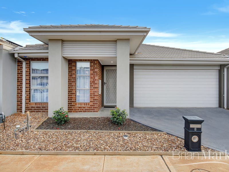 8 Staccato Terrace, Strathtulloh, Vic 3338 - Property Details