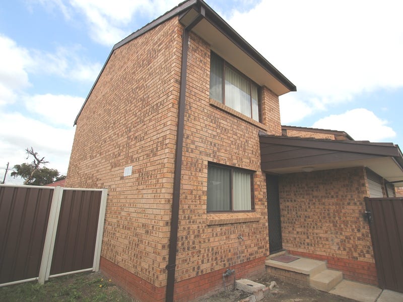 2/32-34 Reilly Street, Liverpool, NSW 2170 - Townhouse for Rent ...