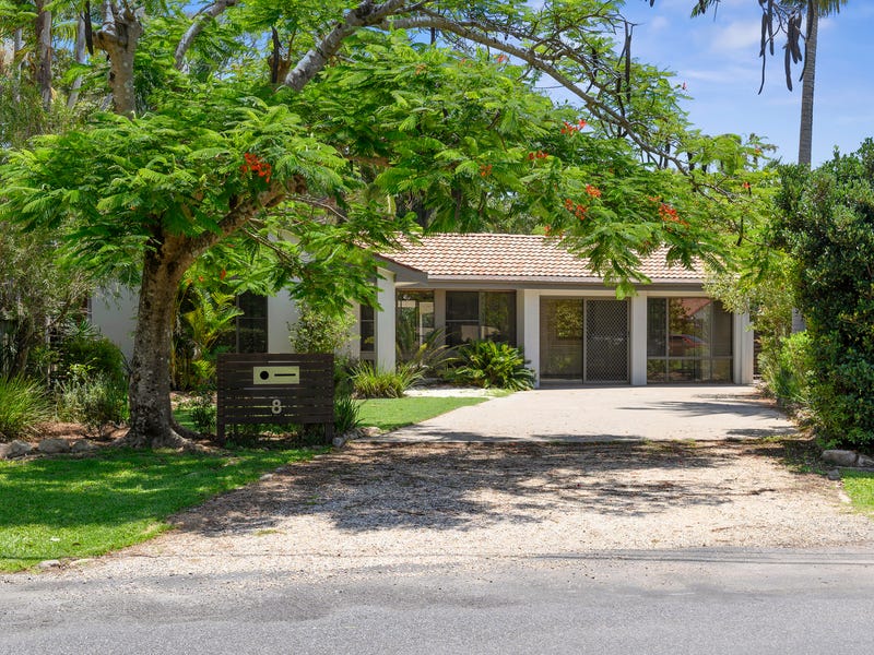 8 Beacon Cres, Emerald Beach, NSW 2456 - realestate.com.au