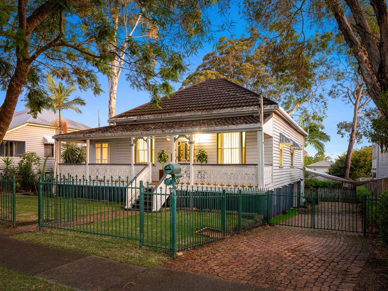 17 Mountjoy Terrace, Wynnum, Qld 4178 - Property Details