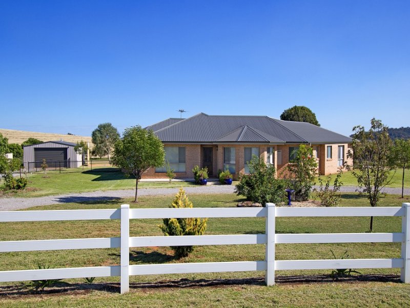 25 Sequoia Drive, Tamworth, NSW 2340 - Property Details