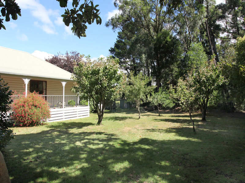 144 Split Rock Road, Beaconsfield Upper, VIC 3808 - realestate.com.au