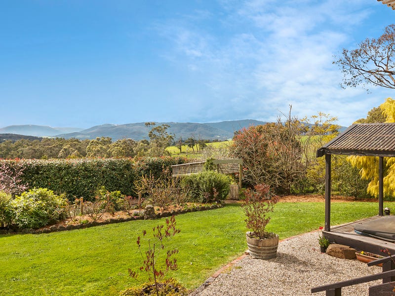 25 Carson Road, Seville, Vic 3139 - Property Details