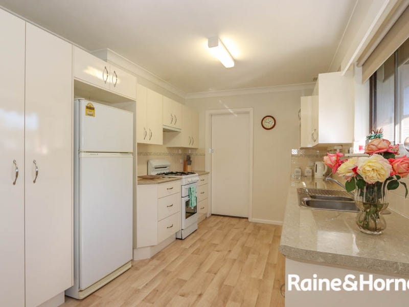 35 Bant Street, Bathurst, NSW 2795 - realestate.com.au