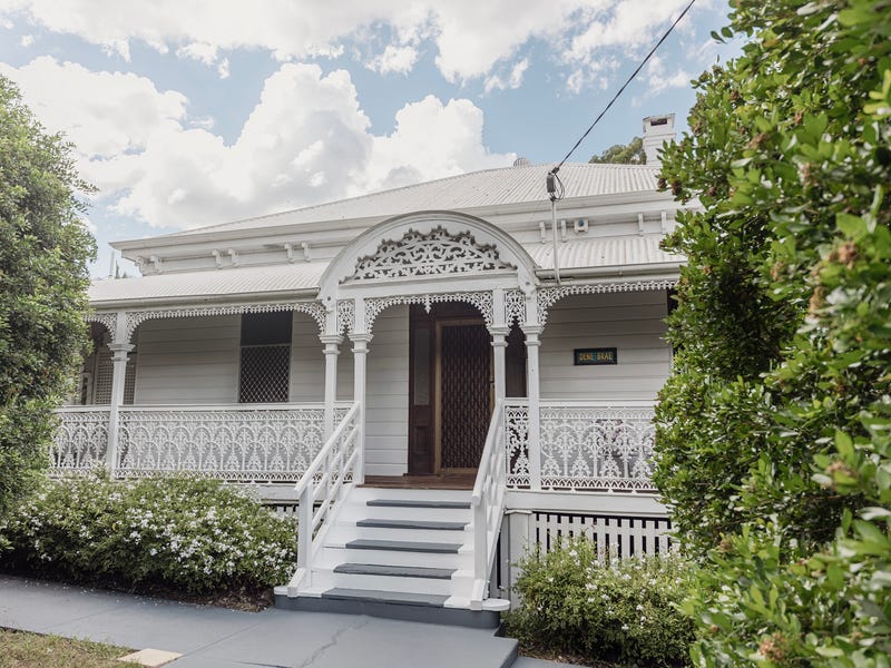 20 Glebe Road, Newtown, Qld 4305 - Property Details