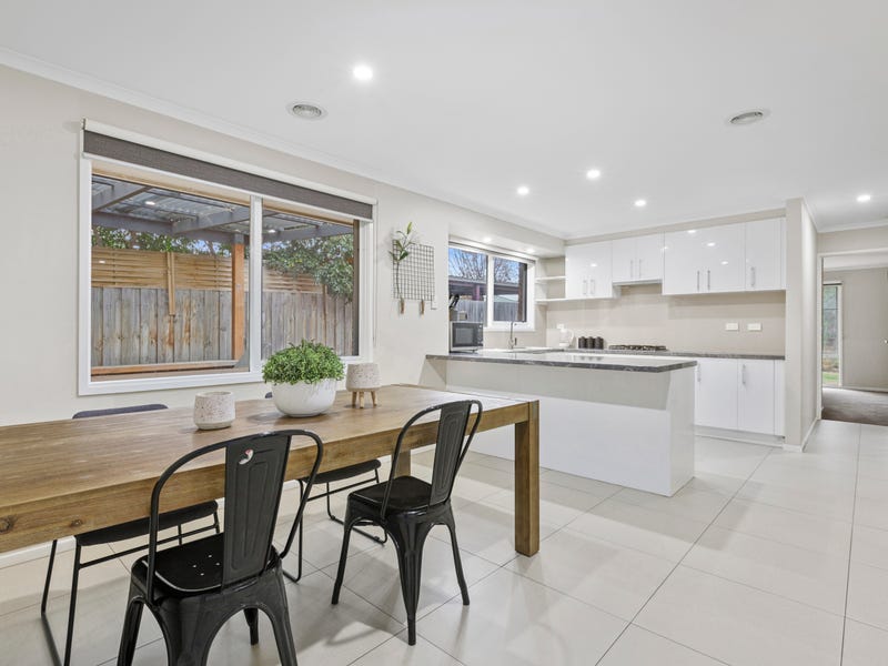 102 Pearcedale Road, Pearcedale, Vic 3912 - Property Details