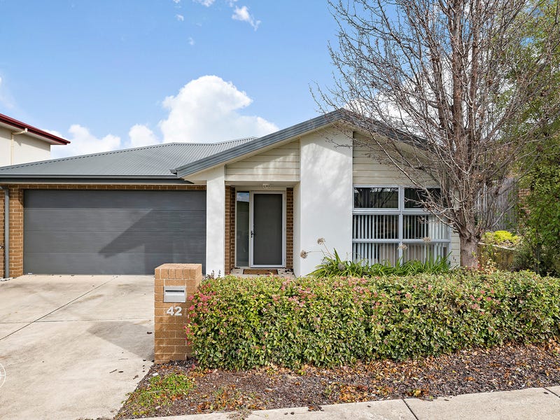 42 Greg Urwin Circuit, Casey, ACT 2913 - realestate.com.au