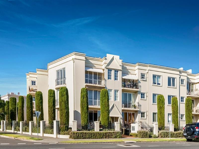 32/56 Beach Road, Hampton, VIC 3188 - realestate.com.au