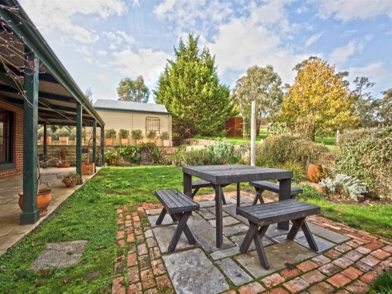 79 Crocodile Reservoir Road, Fryerstown, Vic 3451 - Property Details