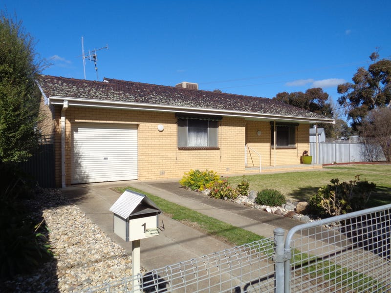 1 Moore Street, Rochester, Vic 3561 - Property Details