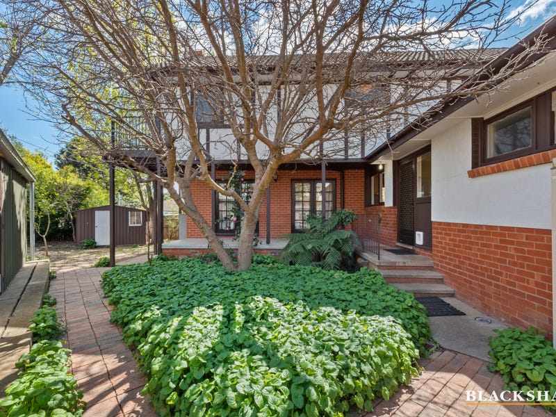 2 Ulverstone Street, Lyons, ACT 2606 - realestate.com.au