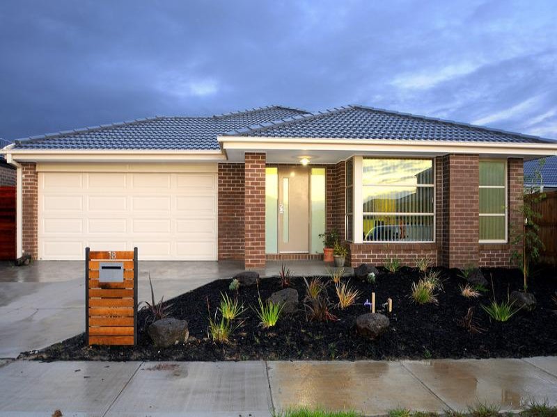 18 Arwon Court, Sandhurst, Vic 3977 - Property Details