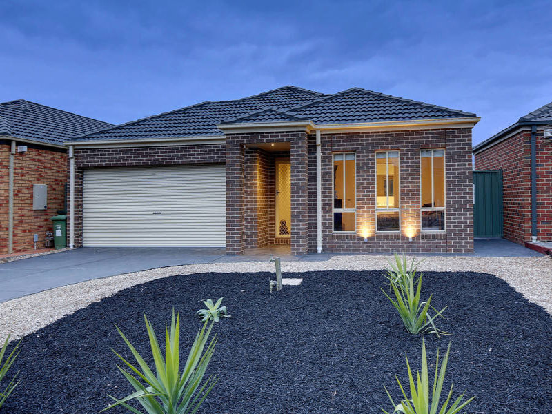 15 Beckett Way, Craigieburn, Vic 3064 - Property Details