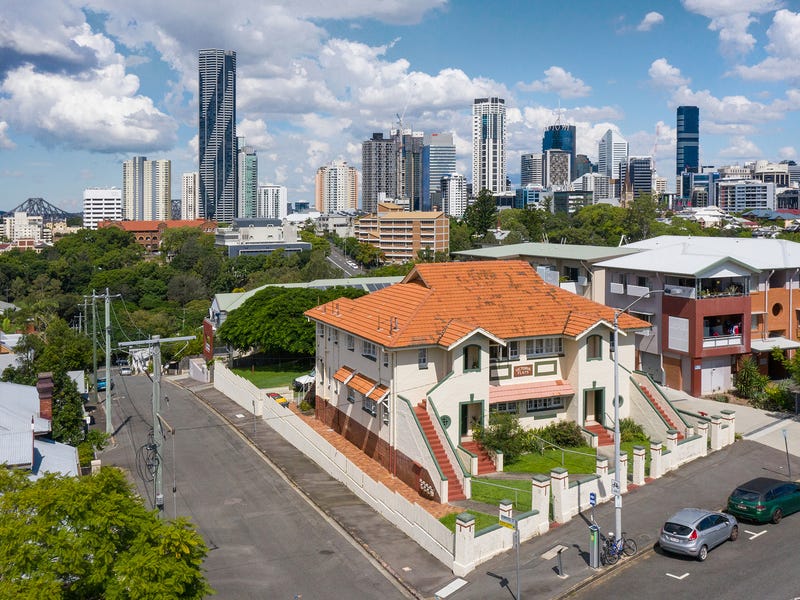369 Gregory Terrace, Spring Hill, QLD 4000 - realestate.com.au