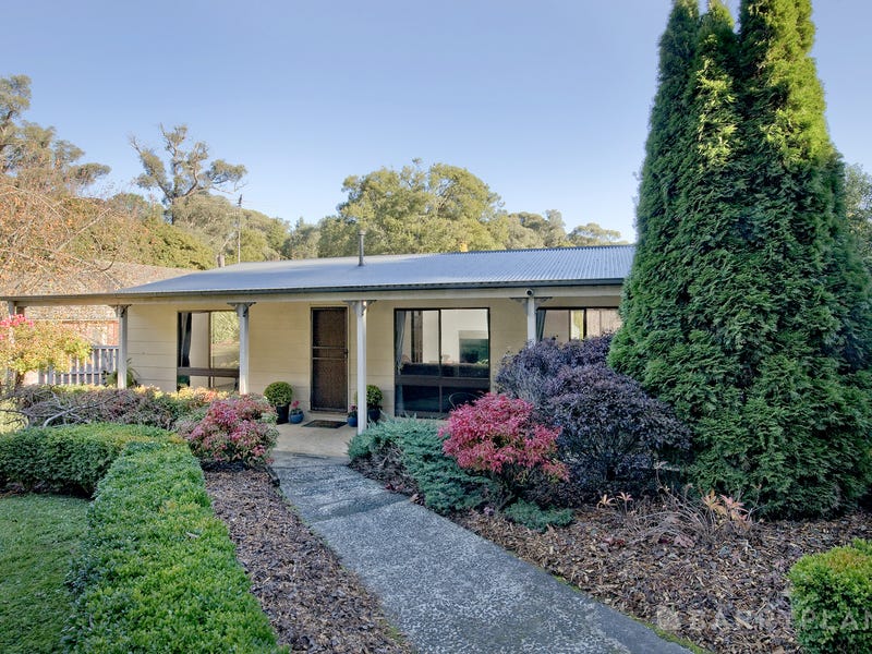 121 Emerald-Monbulk Road, Emerald, Vic 3782 - Property Details