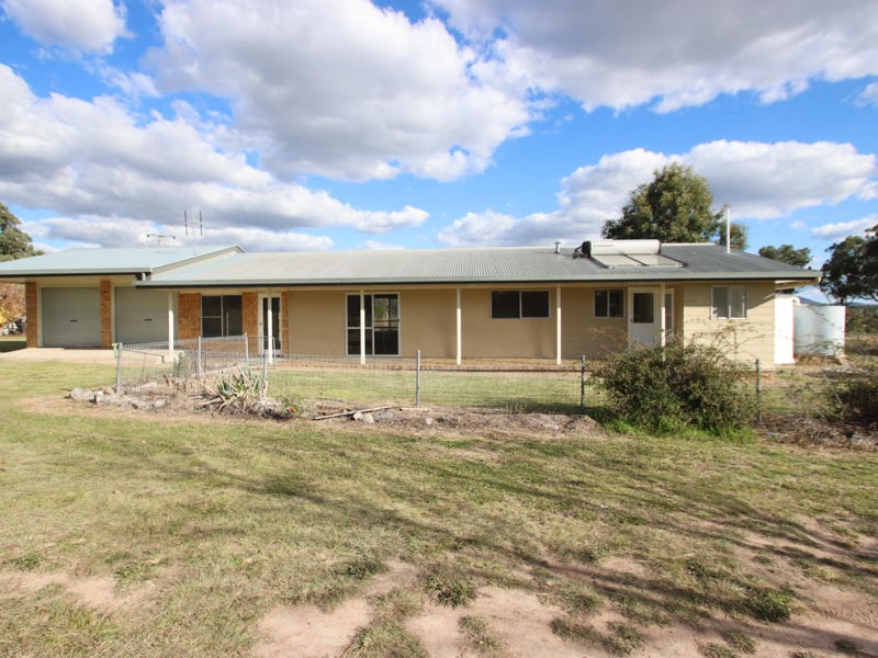 53 Schroders Road, Tenterfield, NSW 2372 - Property Details