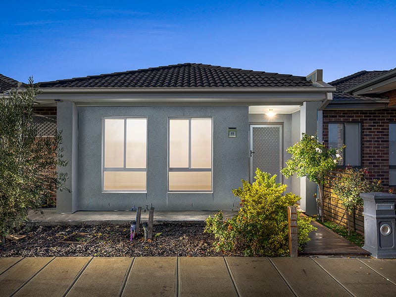 11 Harlequin Walk, Epping, Vic 3076 - Property Details