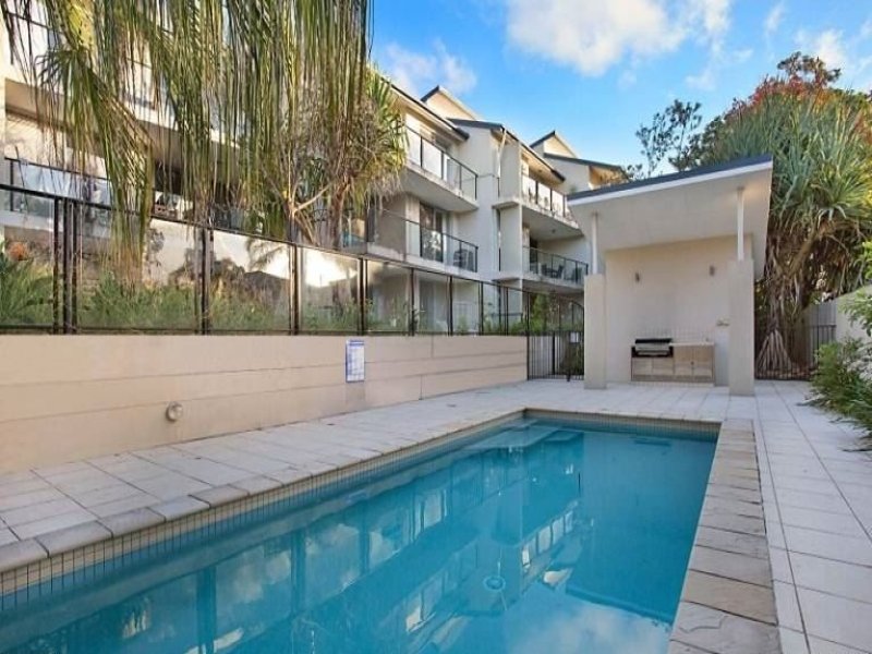 4/119 Sunshine Pde, Miami, Qld 4220 - Property Details