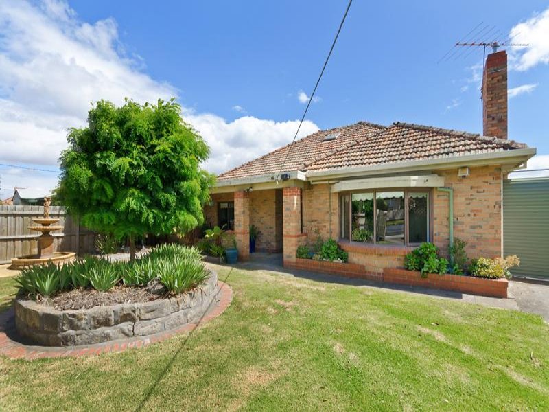 33 Townsend Road, Whittington, VIC 3219 - realestate.com.au