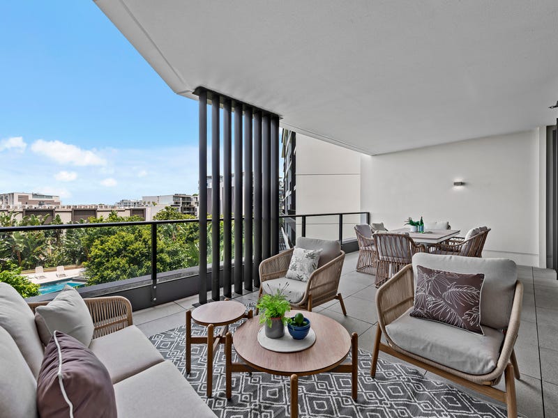 2053/48 Skyring Terrace, Newstead, Qld 4006 - Property Details