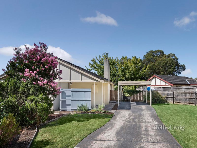 123 Cambridge Road, Mooroolbark, Vic 3138 - Property Details