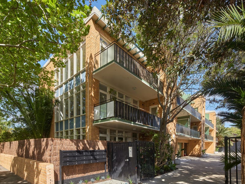6/64 Broadway, Elwood, Vic 3184 - Property Details