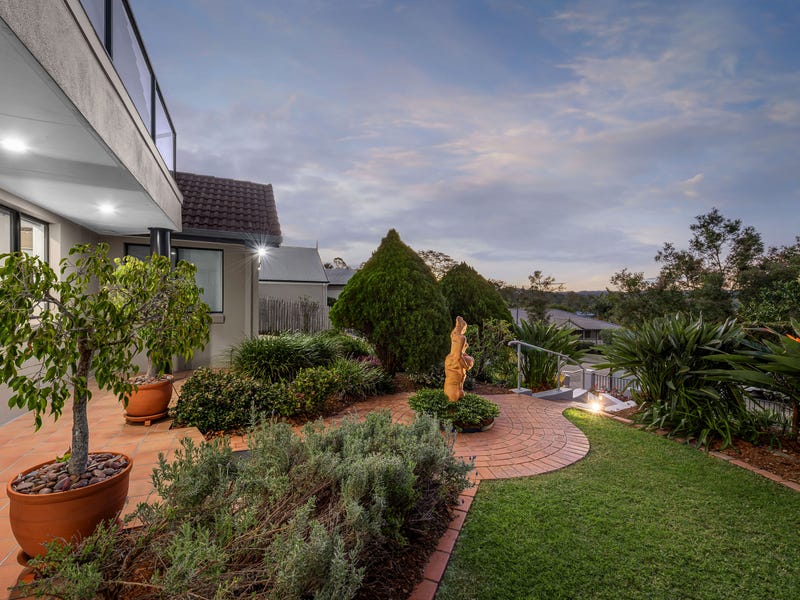 12 Preston Place, Brookfield, Qld 4069 - Property Details