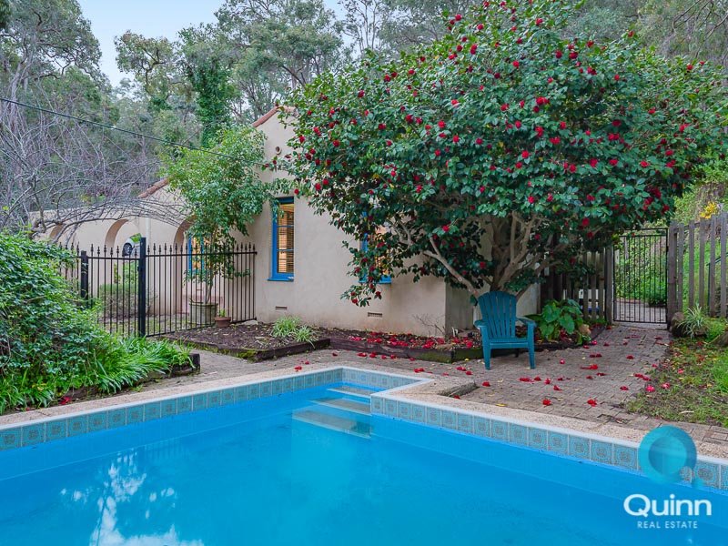 66 Croyden Road, Roleystone, WA 6111 - Property Details