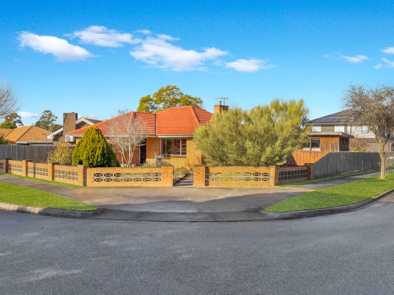 54 Hanleth Avenue, Springvale, Vic 3171 - Property Details
