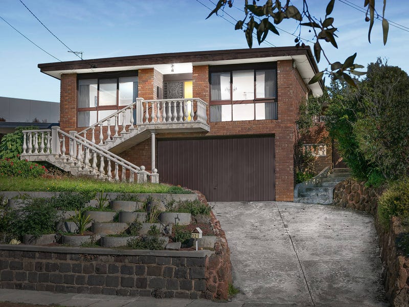 321 Mascoma Street, Strathmore Heights, VIC 3041 - realestate.com.au