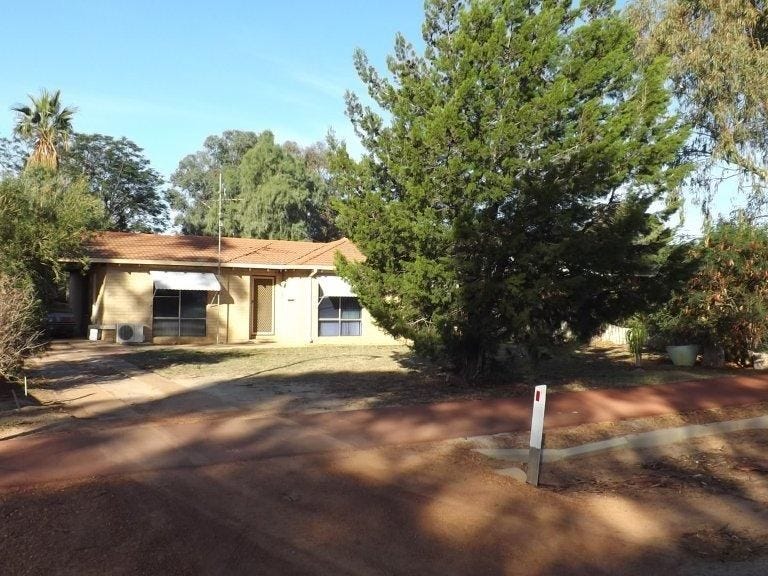 6 Russell Street, Tammin, WA 6409 - Property Details