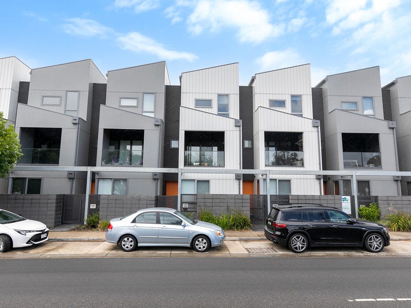 79 Murnong Street, Point Cook, VIC 3030 - realestate.com.au