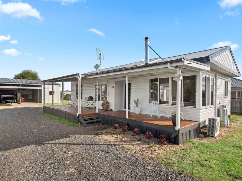 21 Free Street, Nobby, Qld 4360 - Property Details