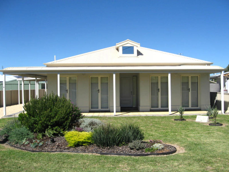 4 Lord Syleham Street, Robe, SA 5276 - Property Details