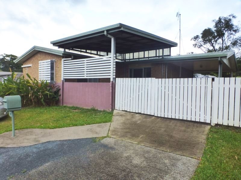 8 Craig Street, Mooroobool, Qld 4870 - Property Details