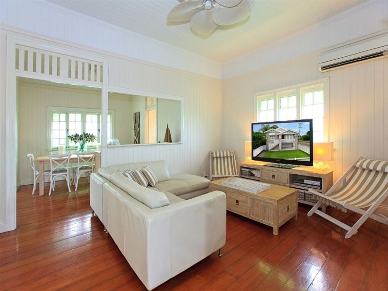 352 Hawthorne Road, Hawthorne, Qld 4171 - Property Details