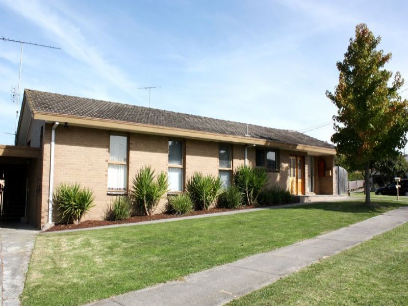 5 Walker Parade, Churchill, Vic 3842 - Property Details