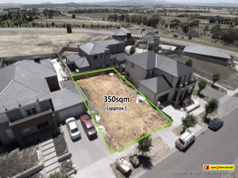 11 Highview Place, Craigieburn, VIC 3064 - realestate.com.au