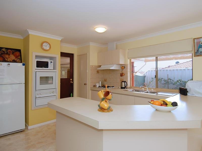 35 Esther Loop, Wanneroo, WA 6065 - realestate.com.au