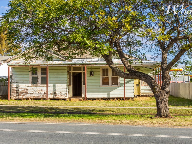 8 Sladen St East, Henty, NSW 2658 - Property Details