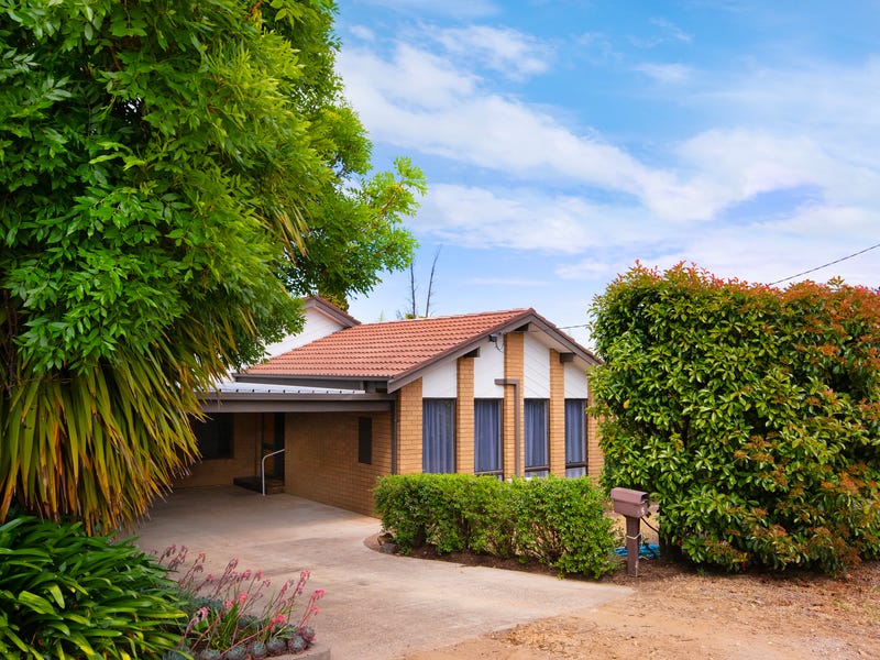 5 Ray Street, Castlemaine, Vic 3450 - Property Details