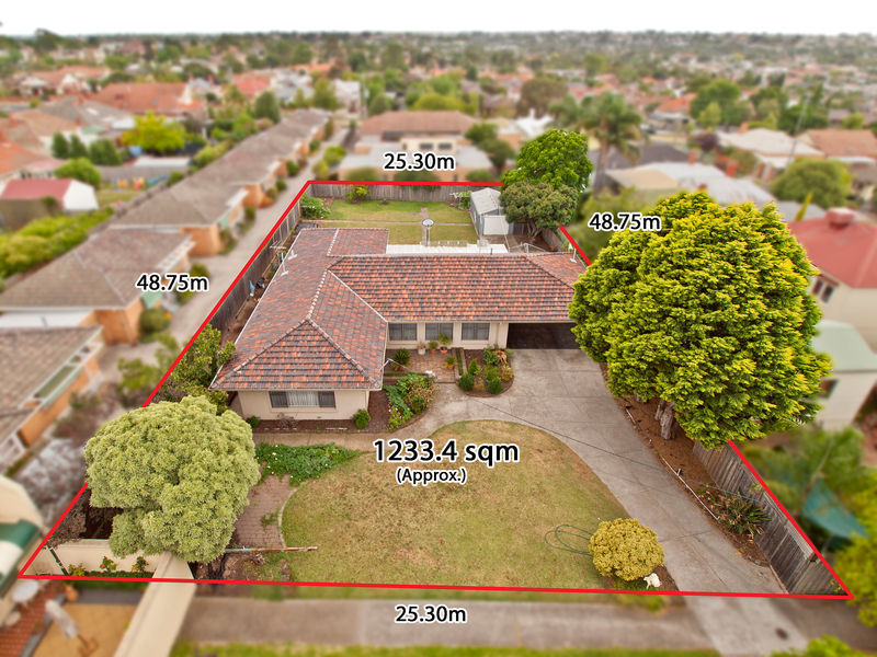 7 Overman Court, Essendon, Vic 3040 - Property Details