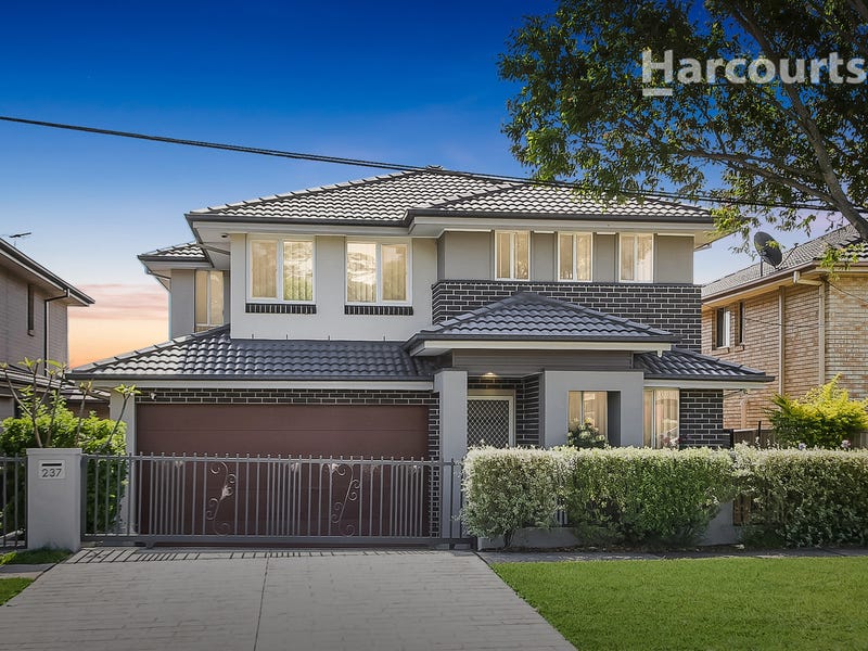 237 Cedar Road, Casula, NSW 2170 - Property Details