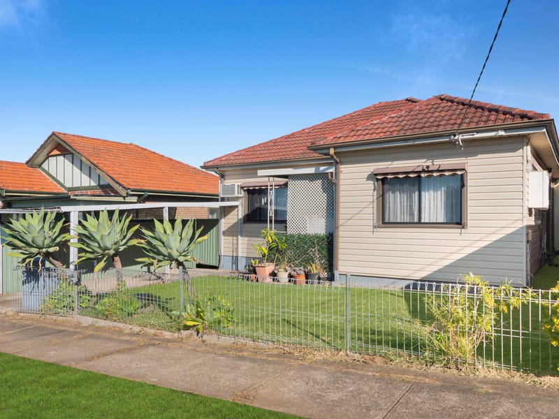 38 FARNELL ST, Merrylands, NSW 2160 - Property Details