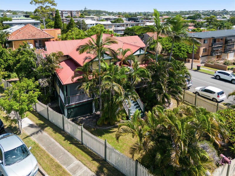 70 Raby Road, Coorparoo, Qld 4151 - Property Details